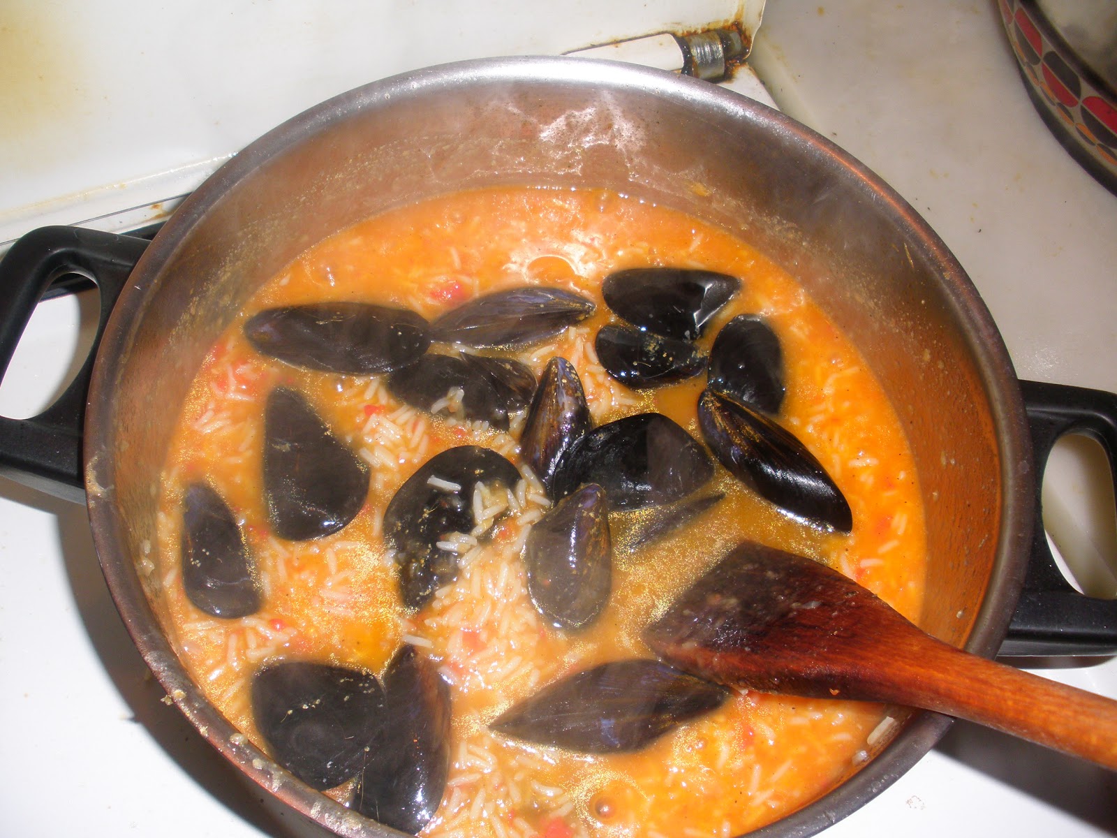 Come to cook: Μυδοπιλαφο με μυδια στο κελυφος τους