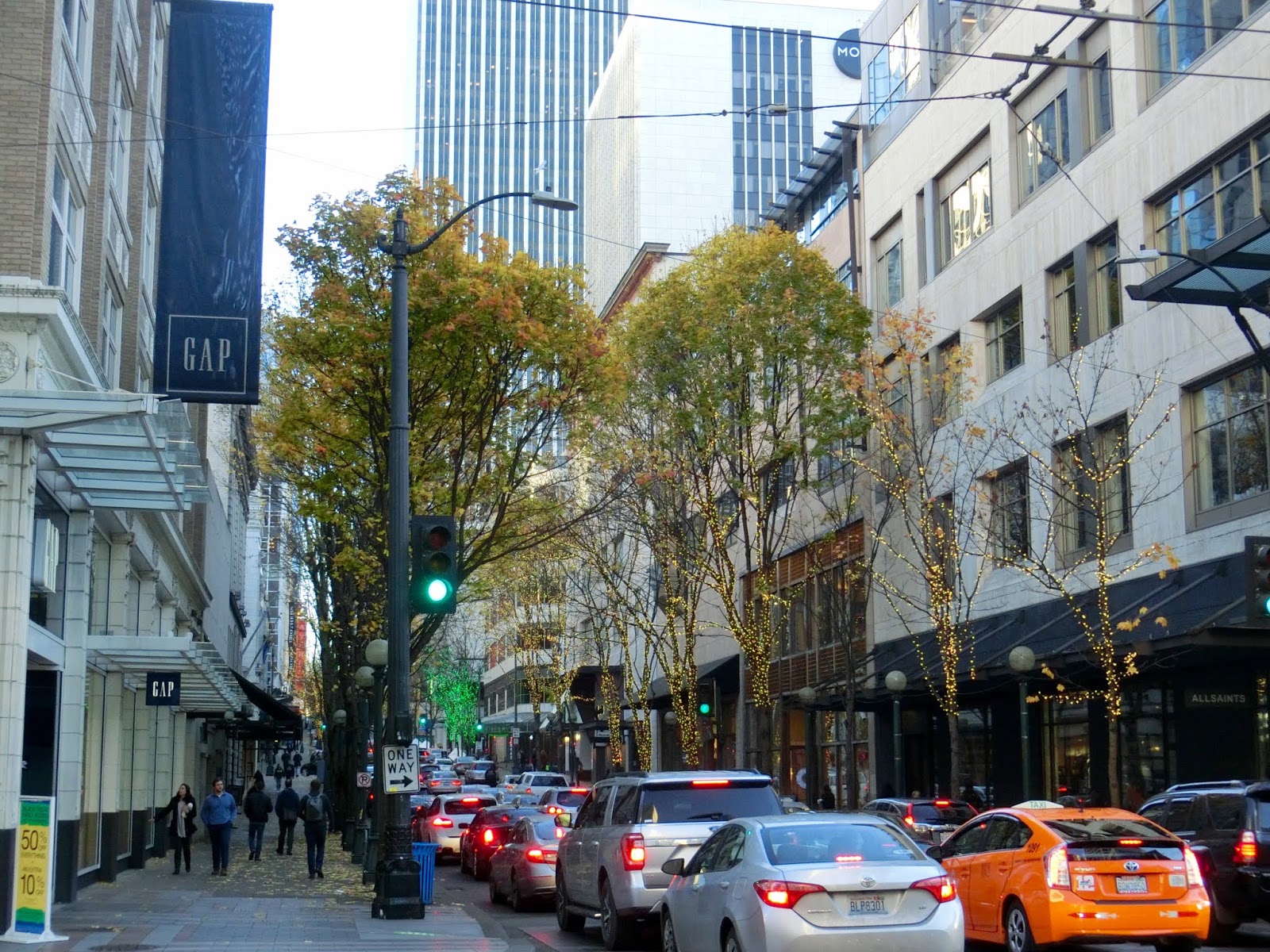 Nau speak: Seattle: Walking from Capitol Hill towards Pike's Place