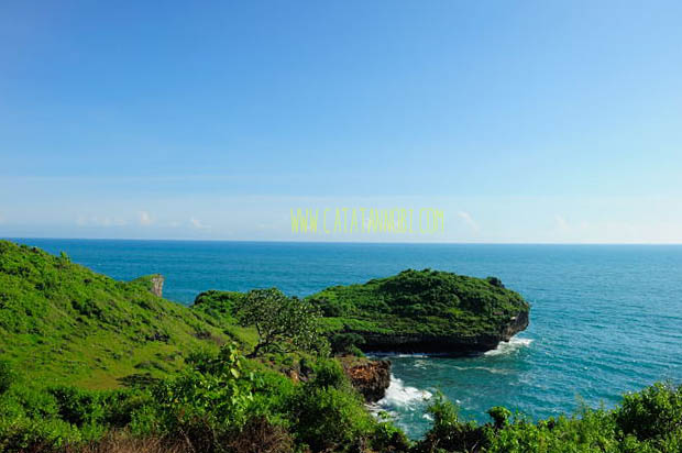 Perjalanan Mengarungi Indahnya Indonesia: Snja Di Pantai Kesirat ...