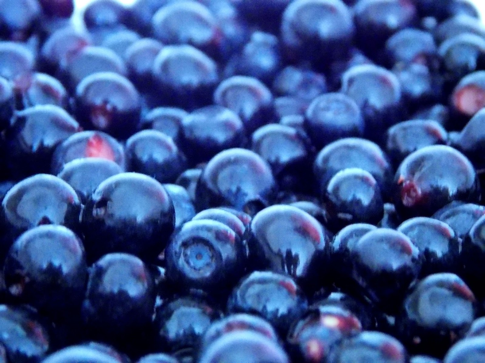 . A simple enigma.: Making a winberry pie.