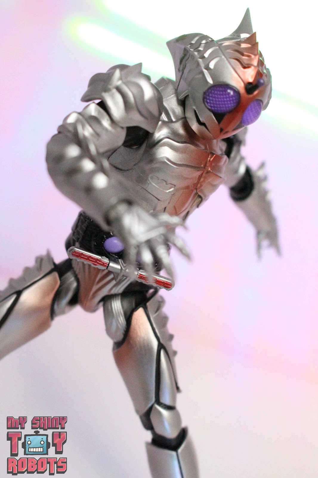 My Shiny Toy Robots: Toybox REVIEW: S.H. Figuarts Kamen Rider Amazon Sigma