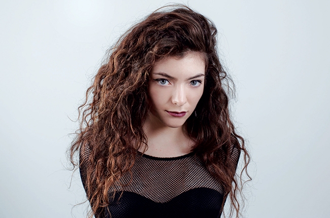FEATURED ARTIST: LORDE | Hooked On The Music