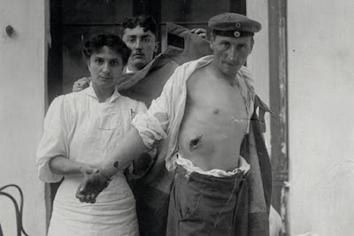 Left Turn:Virage à Gauche: Hysteric or neurasthenic? The role of Class ...