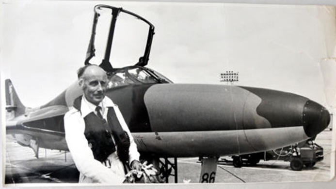 Jet & Prop by FalkeEins: May 2011