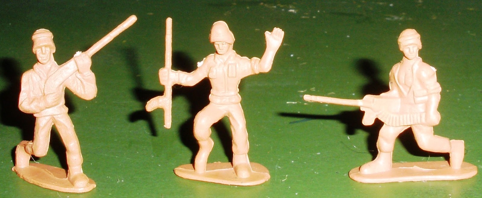 The Eastern Garrison: Retro Toys 60 soldiers