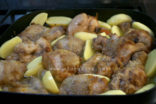 Adora's Box: POLLO CON GUISANTES (MANOK SA GUISANTES)