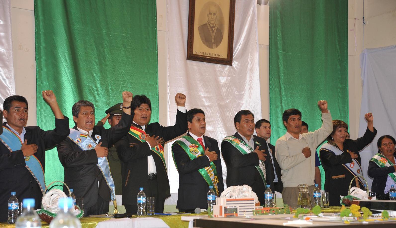 Brigada de Asambleístas de Cochabamba: Presidente entrega más de Bs 6,9 ...