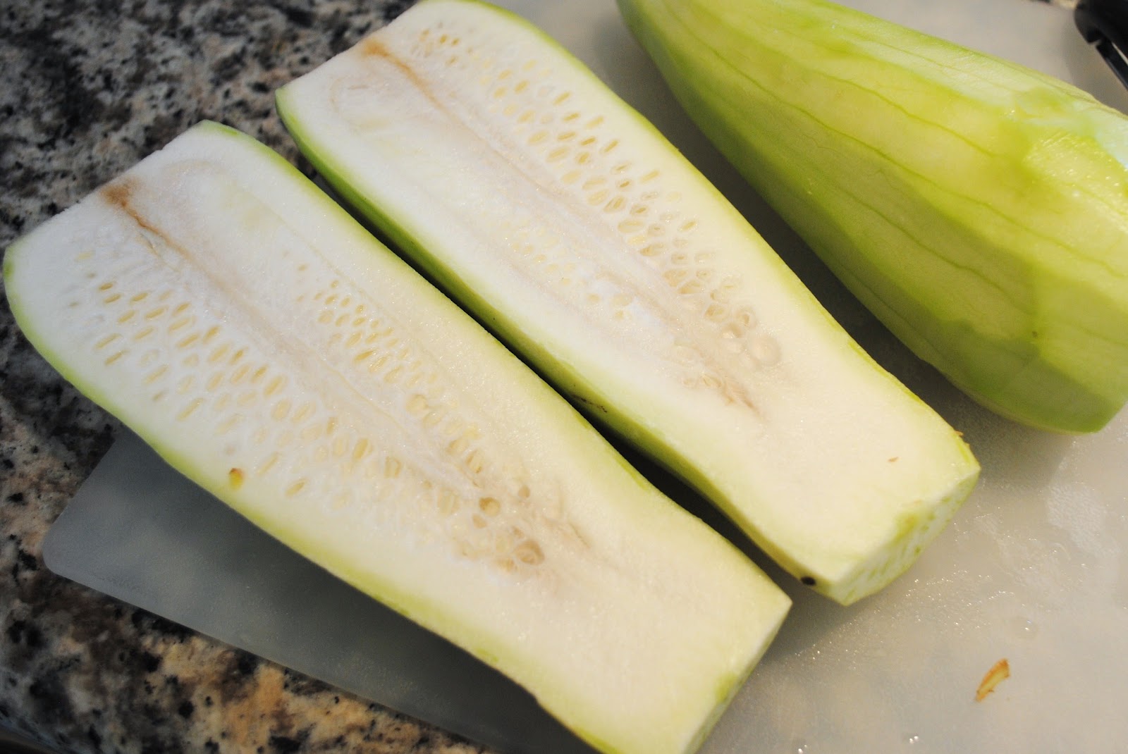 Veggies for Carnivores: Mystery Produce of the Week: Opo Squash