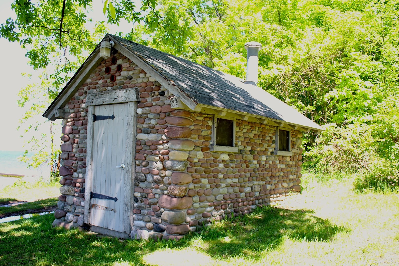 Cobblestone Buildings of North America: Cobblestone Buildings in Cayuga ...