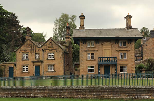 Moorlands and Peak: Edensor