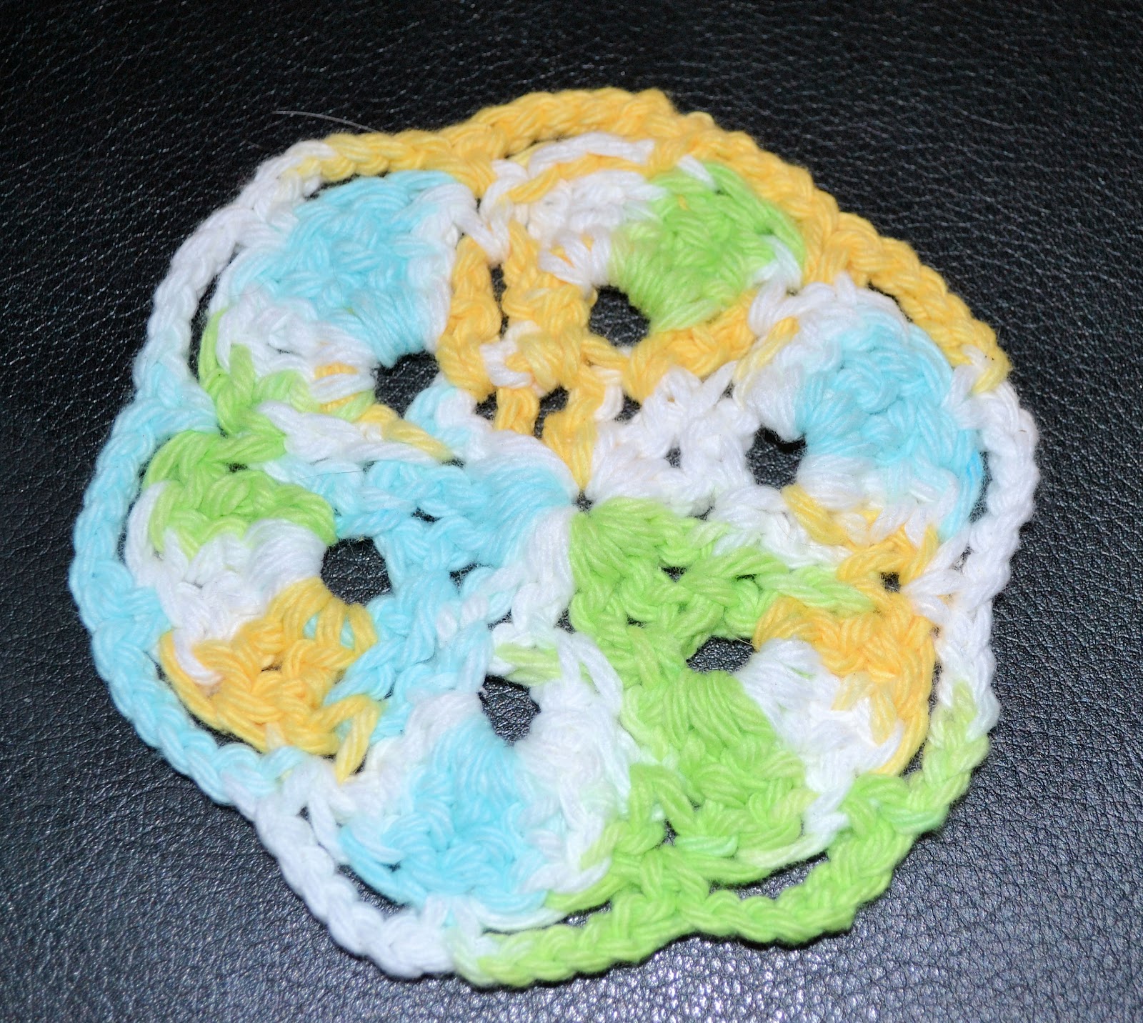 Pam's Crochet and Crafts: My Round Coaster Pattern