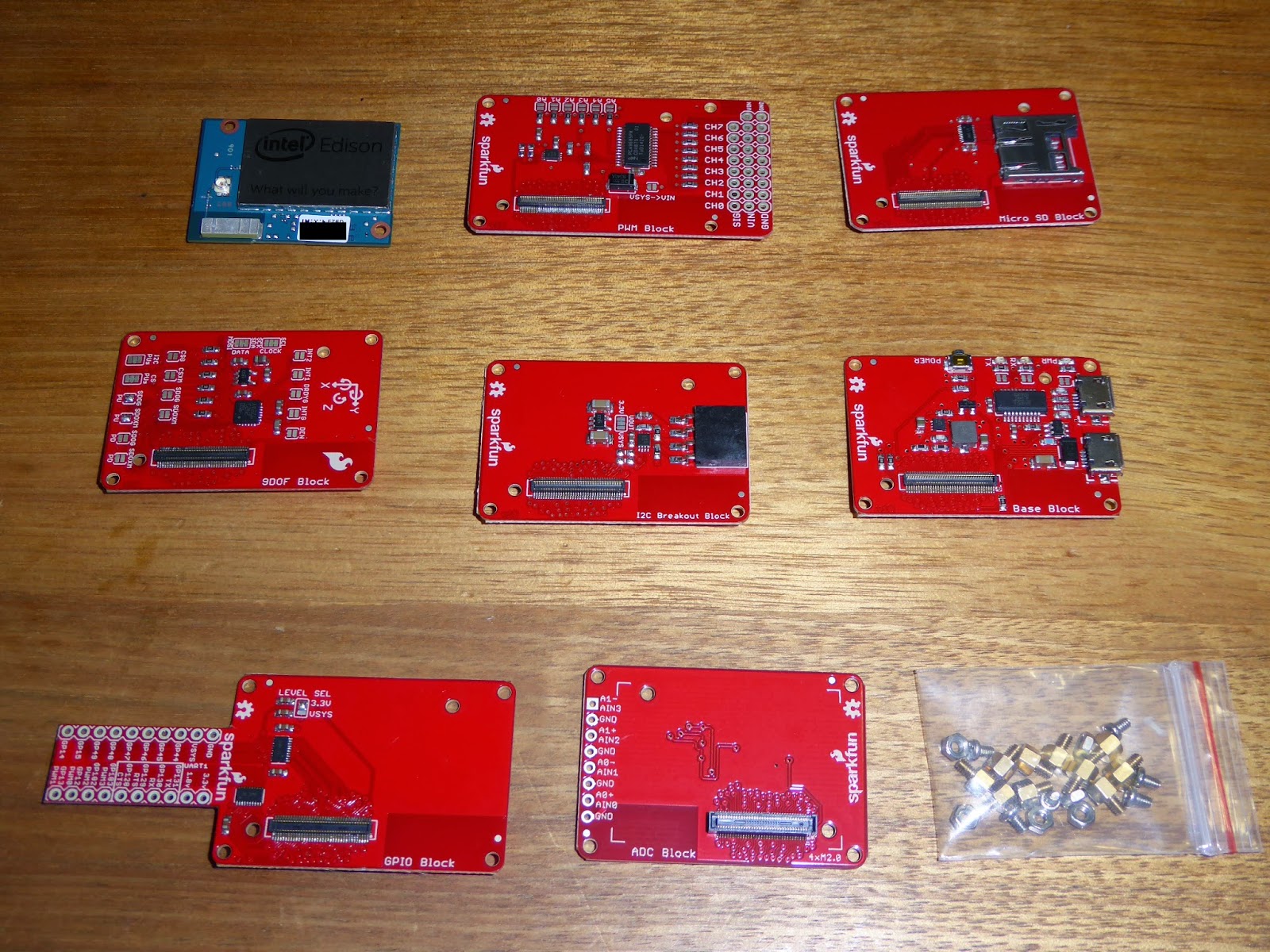 Matsup's blog: SparkFun製のIntel Edison 用 Blocks を買ってみた