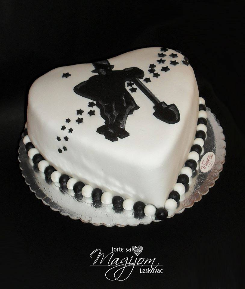 ZA PARTIZAN SVE - OD PARTIZANA NISTA: SLIKE: CRNO-BELE TORTE