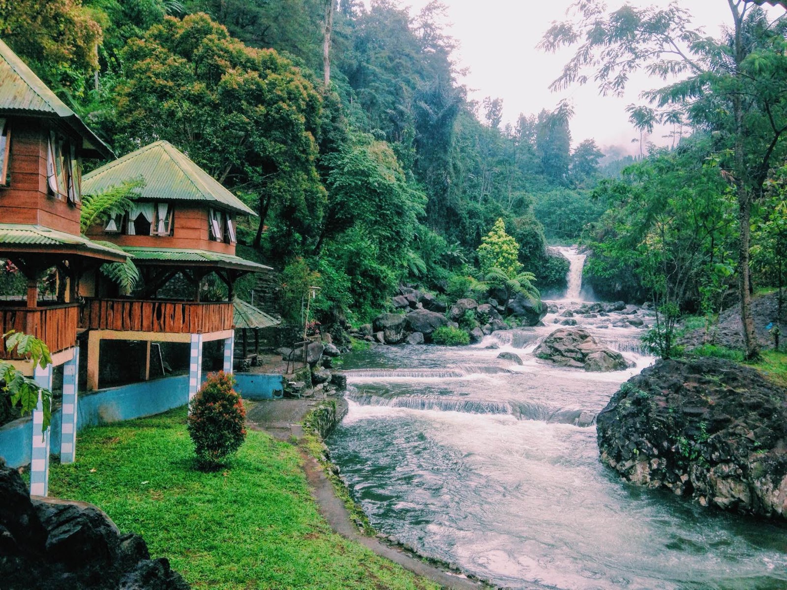 Menikmati Akhir Pekan Di Wisata Curug Bayan - Trend Purwokerto