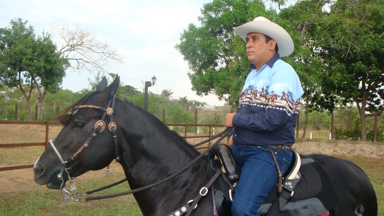Viaja Por Colombia - Arauca Saravena: Saravena - Arauca