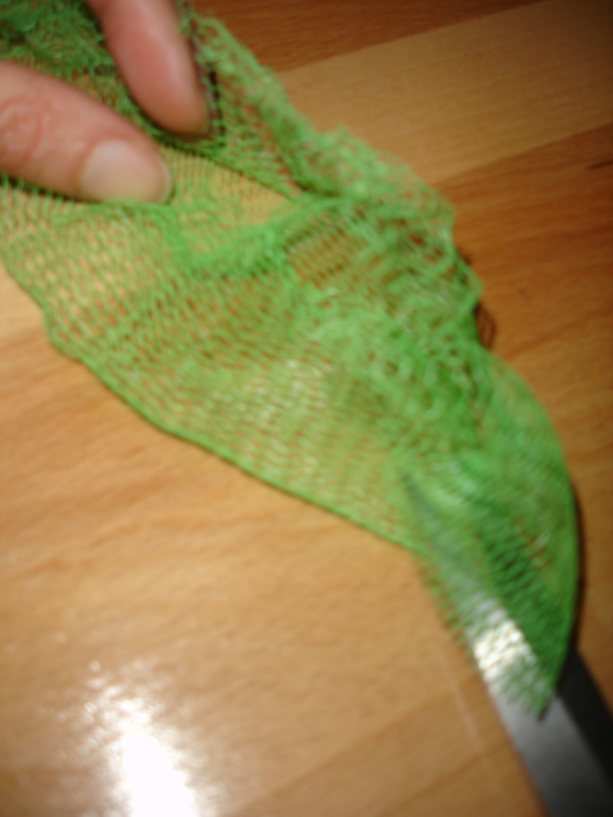 Arts and Crafts for your American Girl Doll: Mesh Shower Pouf (scrubby ...