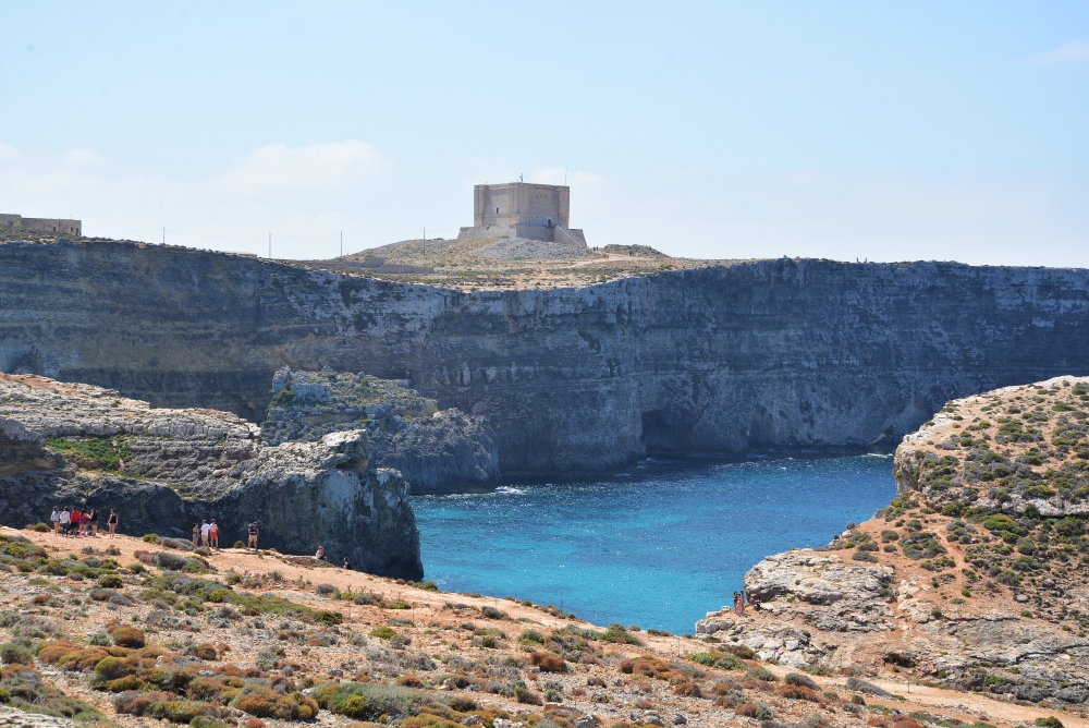 Endless Traveling Map: Comino Island: The Paradise In The Blue ...