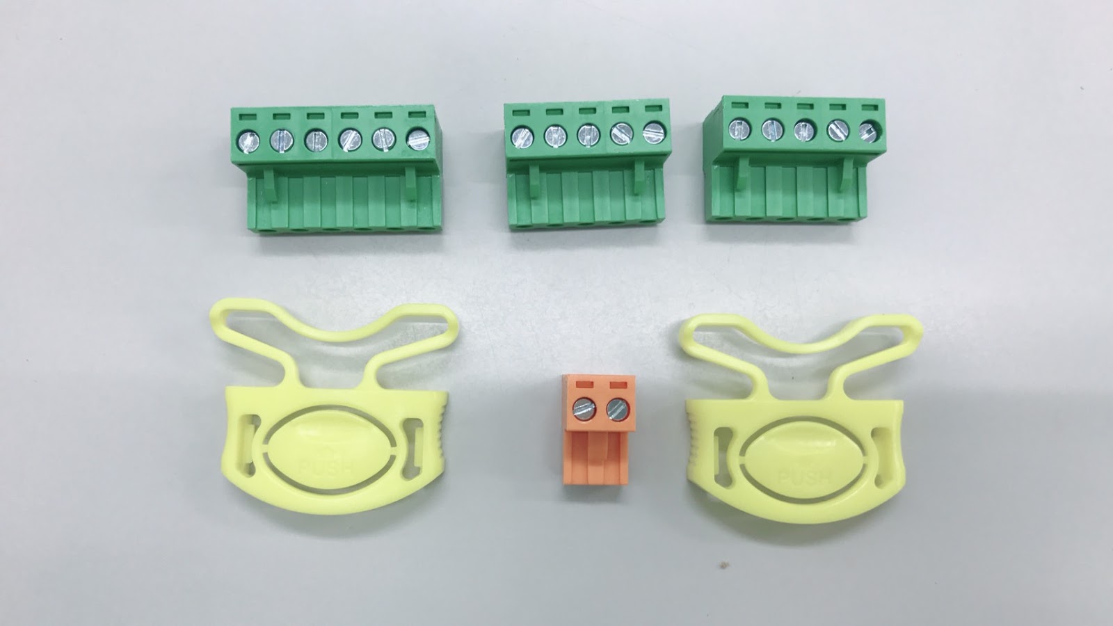 CAREL IR33 泛用型四段溫度控制器－益成自動控制-痞客邦｜痞客邦