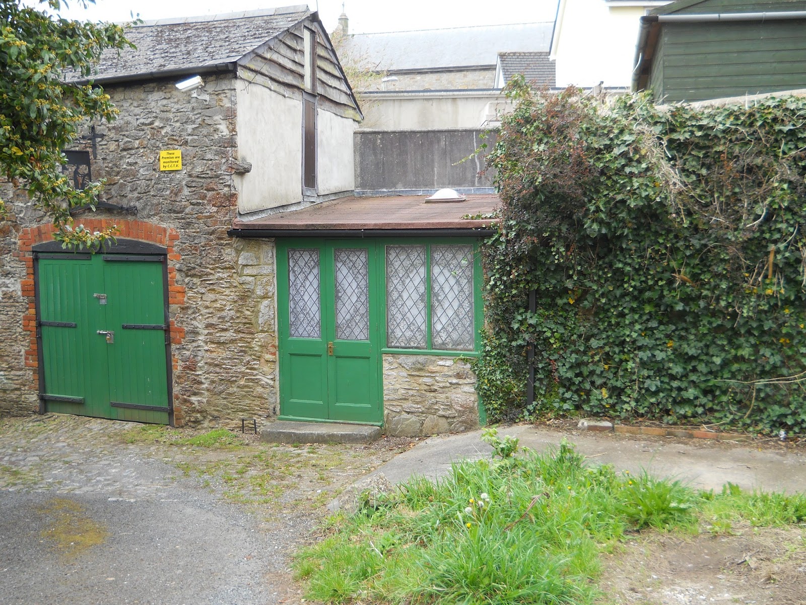 Roy's blog: DEVON. Lock-ups at Axminster, Dartmouth, Denbury, Ipplepen ...