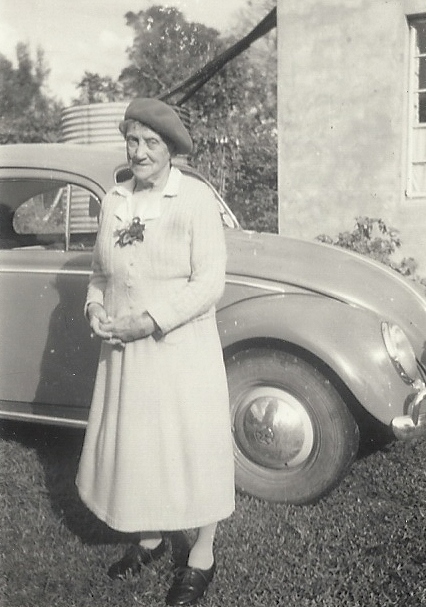 Red and White Roses - Barty and Meg Allen