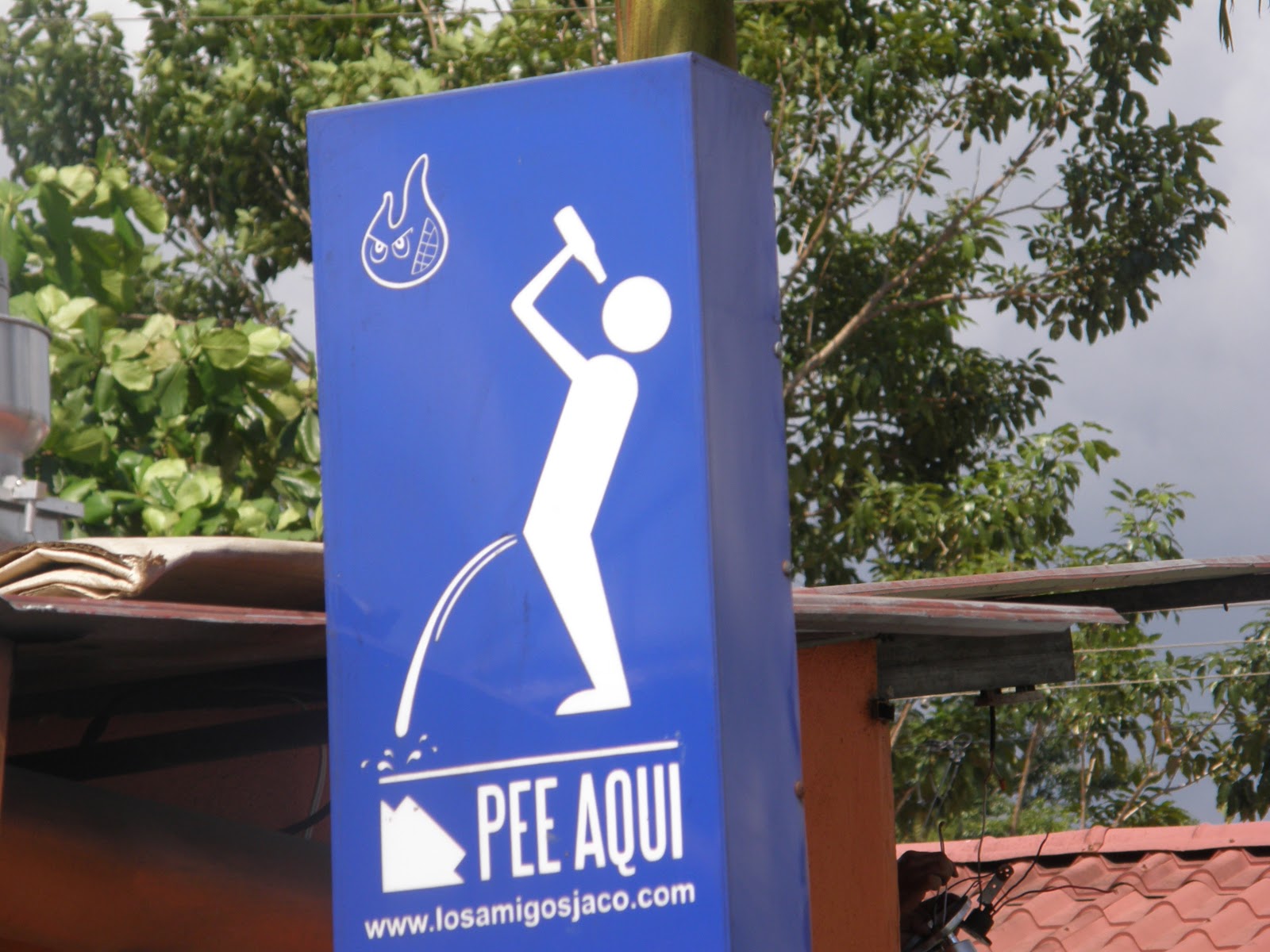 Great Adventures: Funny Pee Sign