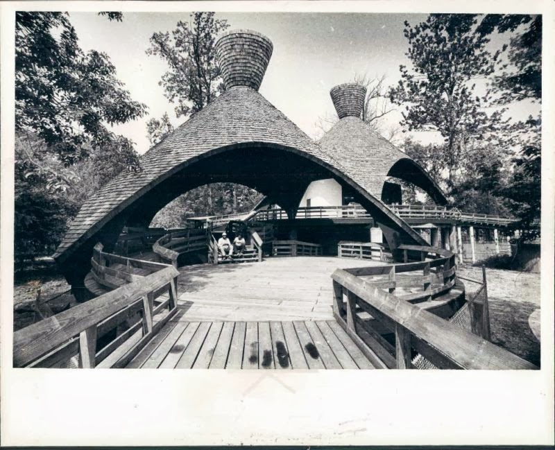 The Circus "NO SPIN ZONE": Ghost Zoo--Belle Isle