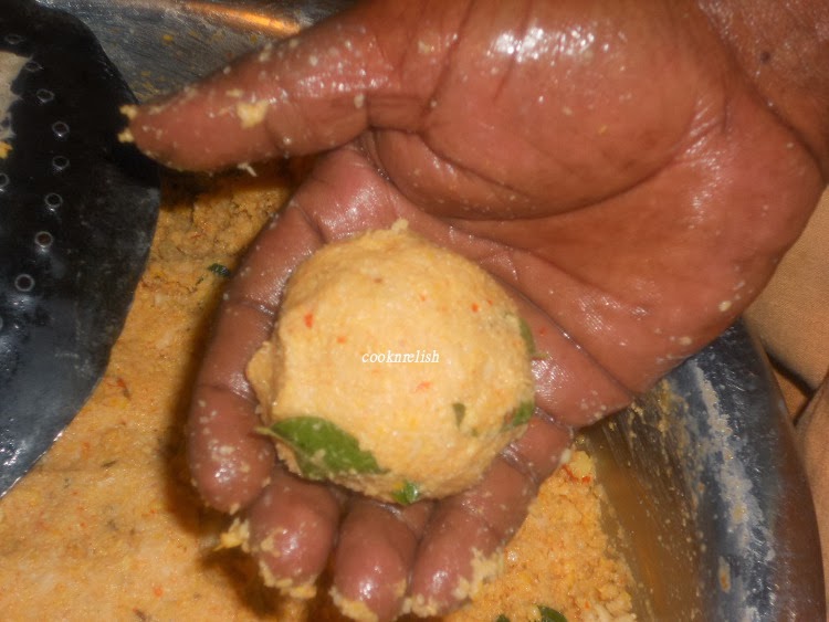 cooknrelish: Multi Lentil Fritter or " Thavala Vadai"