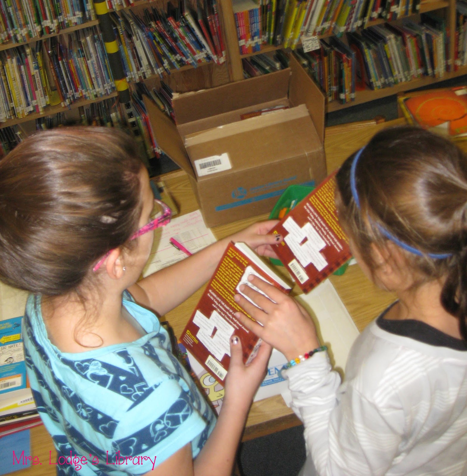 Library Assistant Center - Mrs Lodge's Library