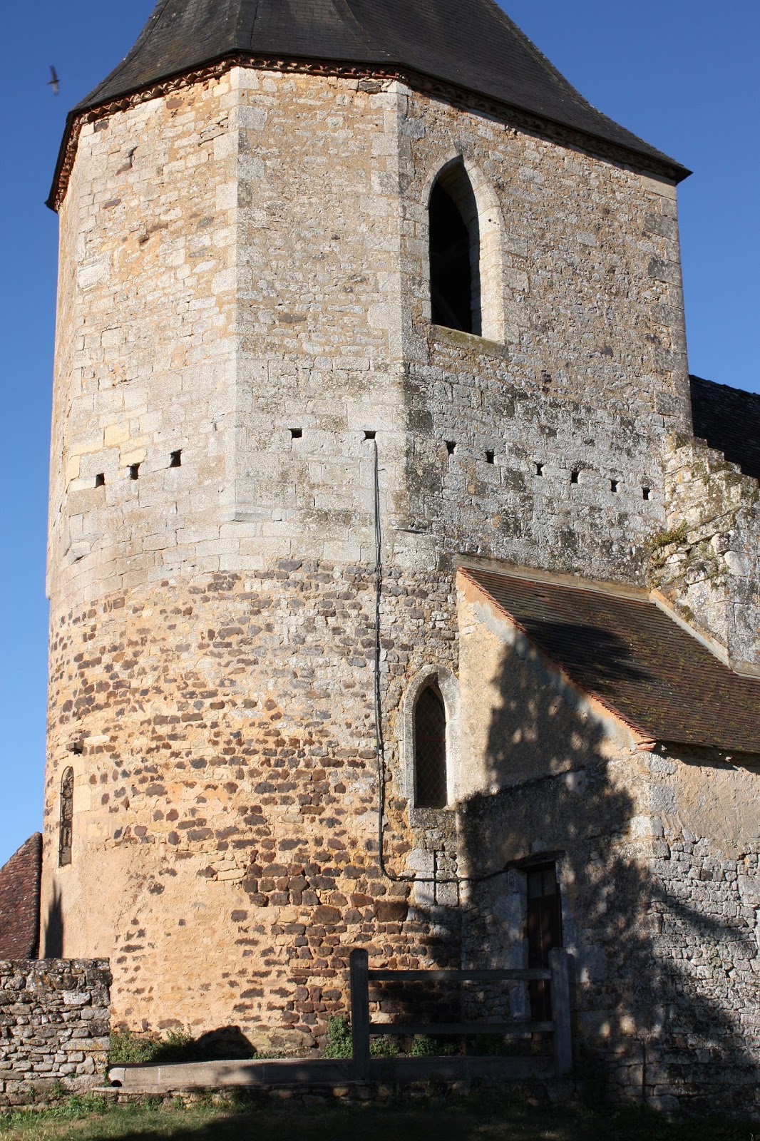 Atlas roman: Audrix - Eglise Saint-Pierre (24)