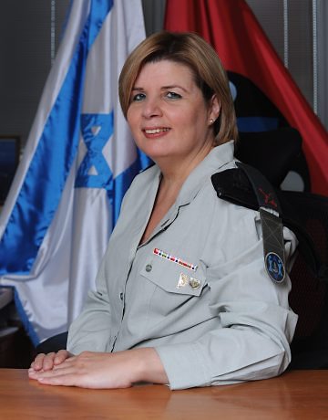 BLOG DO SCHMITZ: EXÉRCITO DE ISRAEL TEM SUA PRIMEIRA GENERAL MULHER