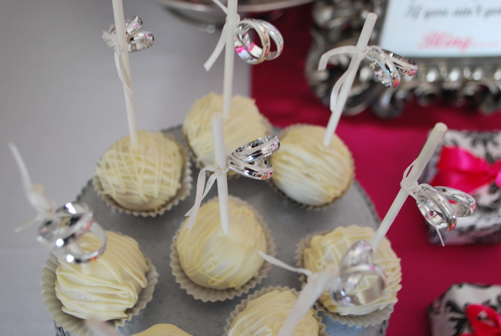 Fête Fanatic: Candy Buffet: A Thing for Bling