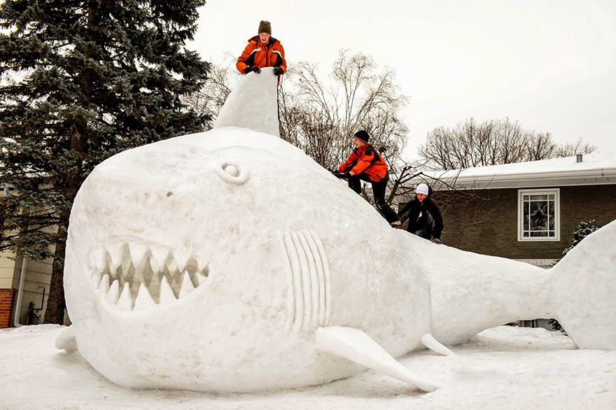 Every Year, These 3 Brothers Make A Giant Snow Sculpture In Their Front ...