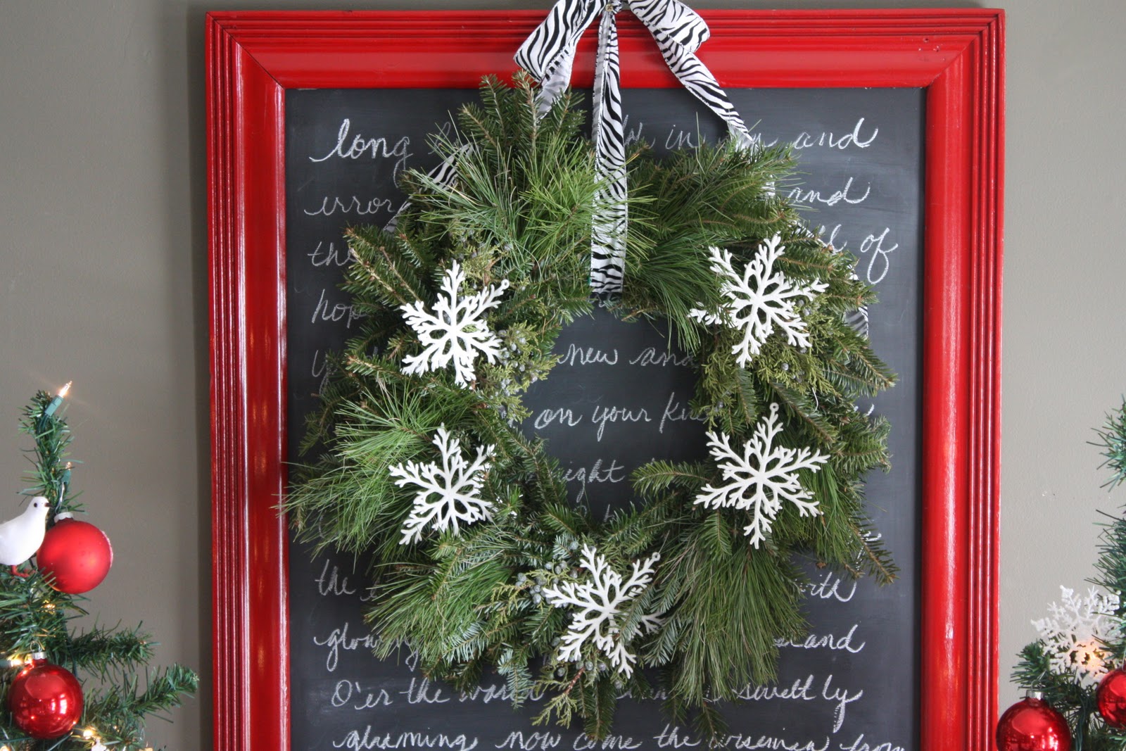 The Yellow Cape Cod: Holiday Home Series: Christmas Menu Board Tutorial