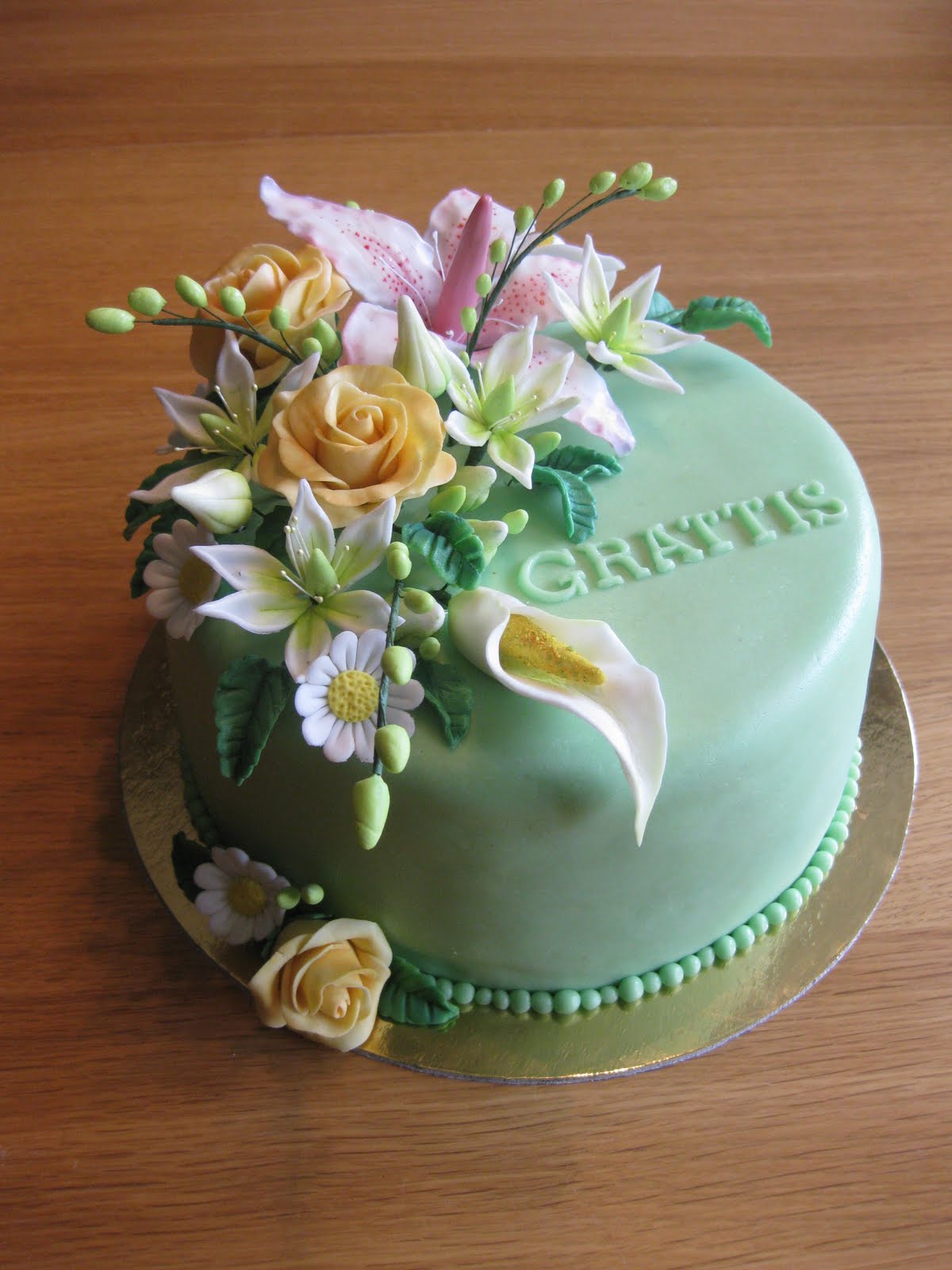 Finas blogg: Tårta med temat "vår"