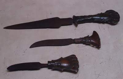 Igor Sitnikov: Paiwan Knives Bronze Handles and Igorot Hand Drums: Two ...