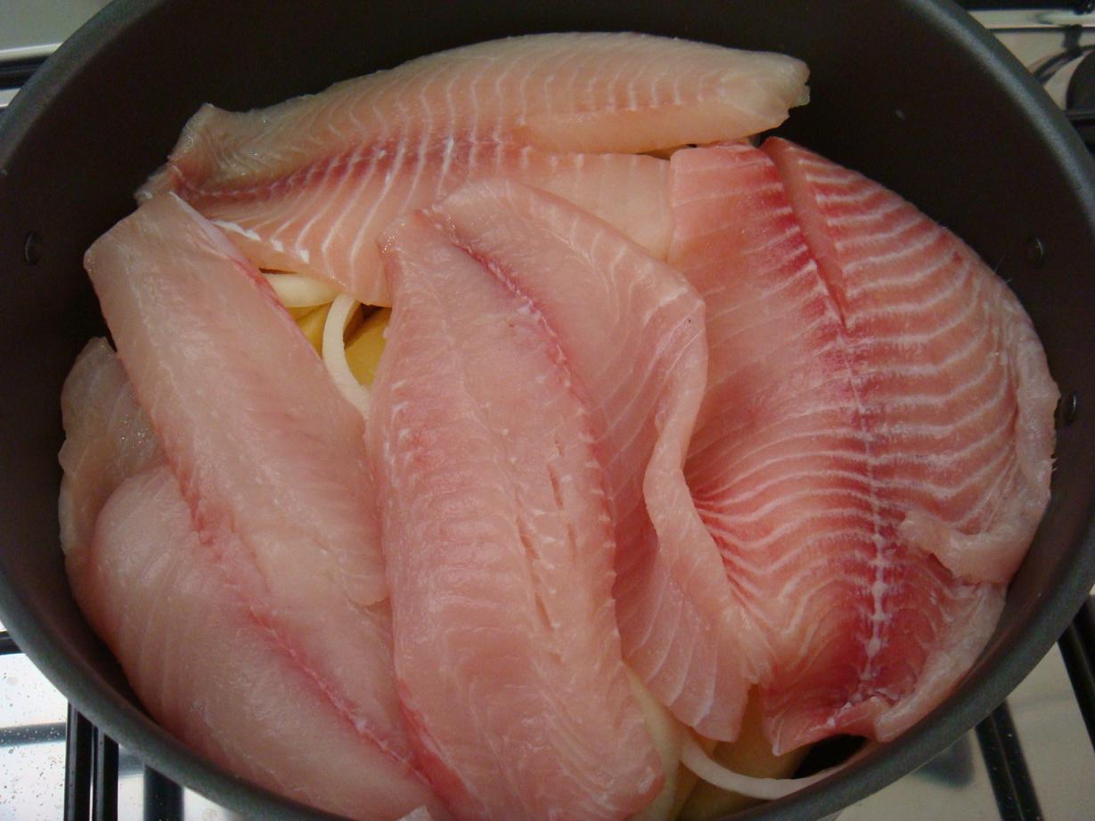 Cozinha da Tata: Filet de peixe com batatas super fácil!