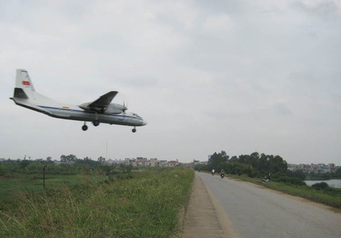 Che Genetic: Fidel Castro en Vietnam, 1973: Visita al Paralelo 17