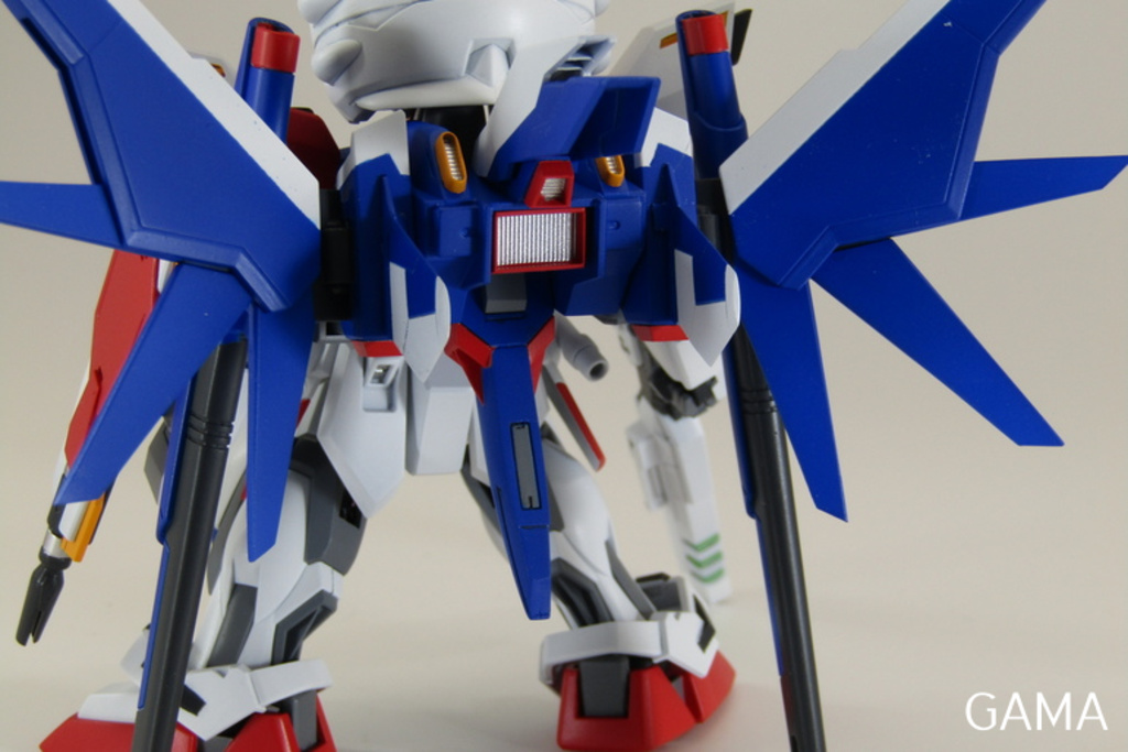 Custom Build: SD x HG Build Strike Gundam Full Package