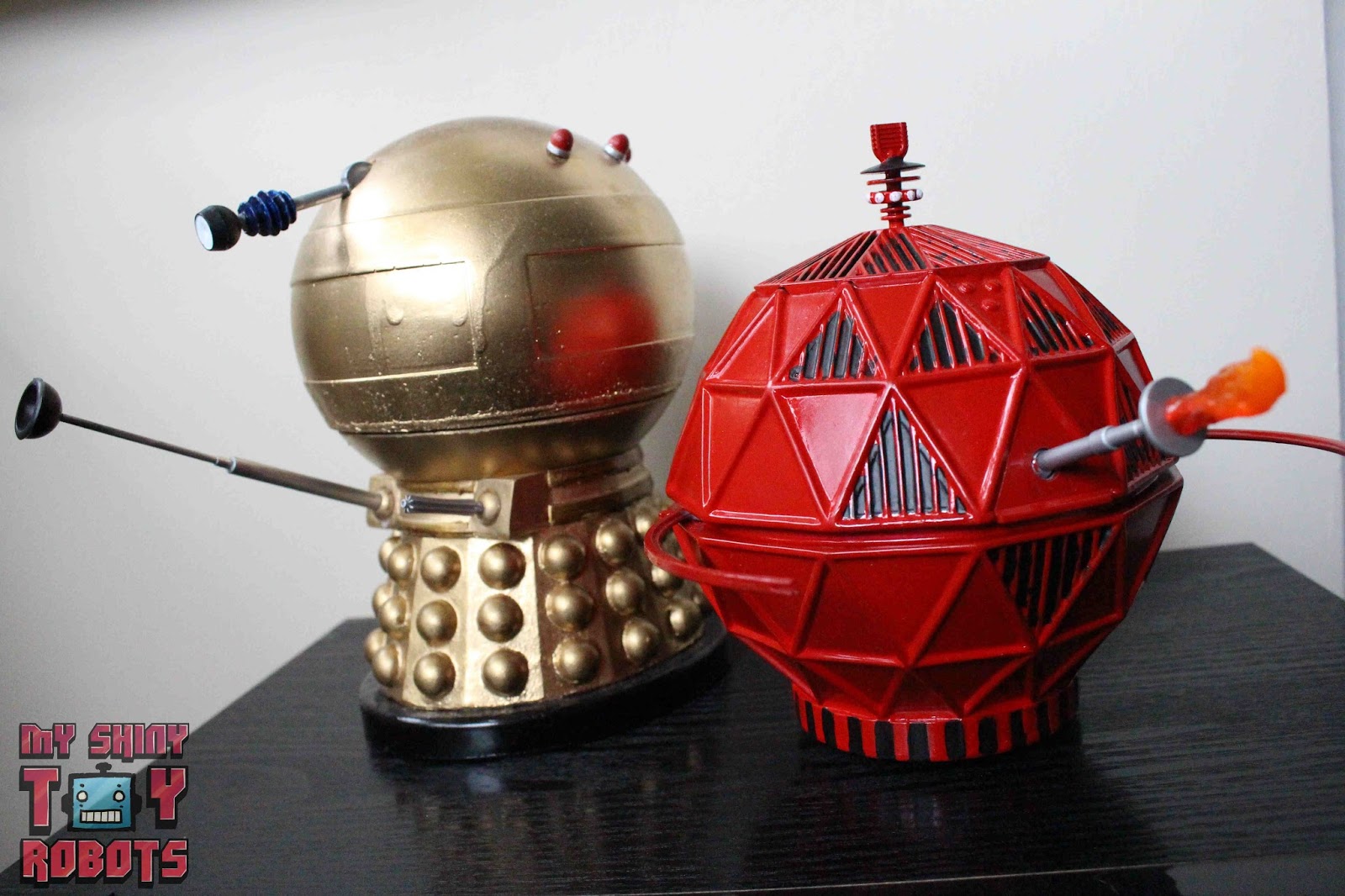 My Shiny Toy Robots: Custom Figure: TV21 Dalek Comics Menoid Master ...