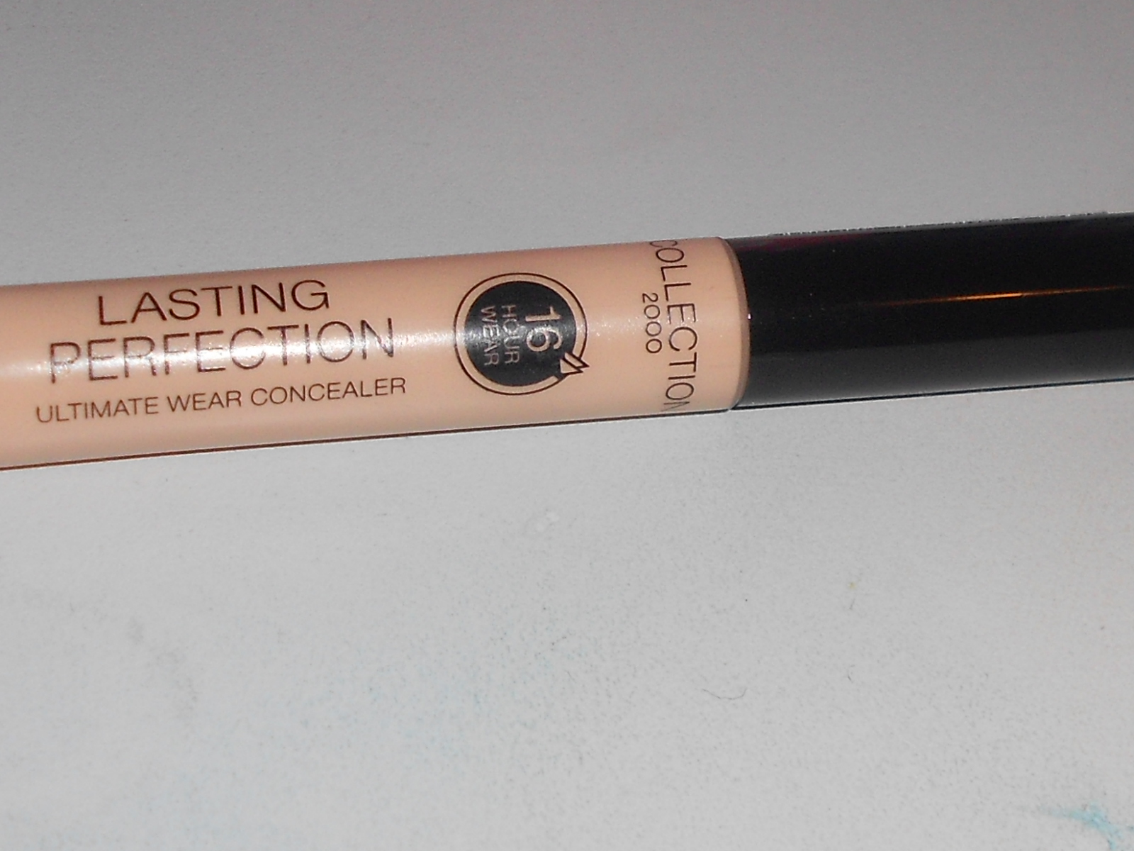 Make me up: Collection 2000 Lasting Perfection concealer