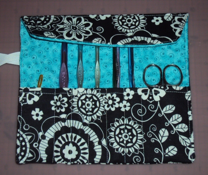 Its Sew Chelle: Sewn Crochet Hook Case
