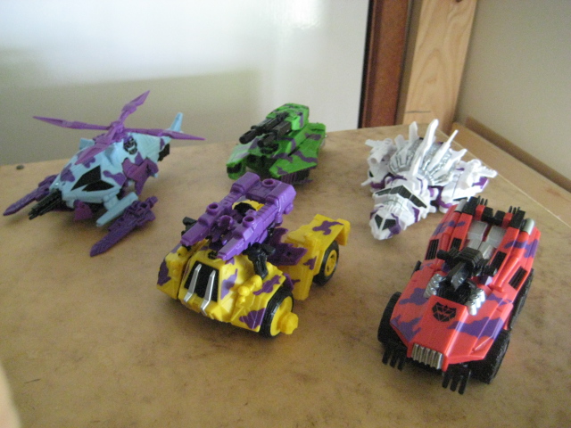 ChCse's blog: Toy Review: Transformers Generations FOC G2 Bruticus