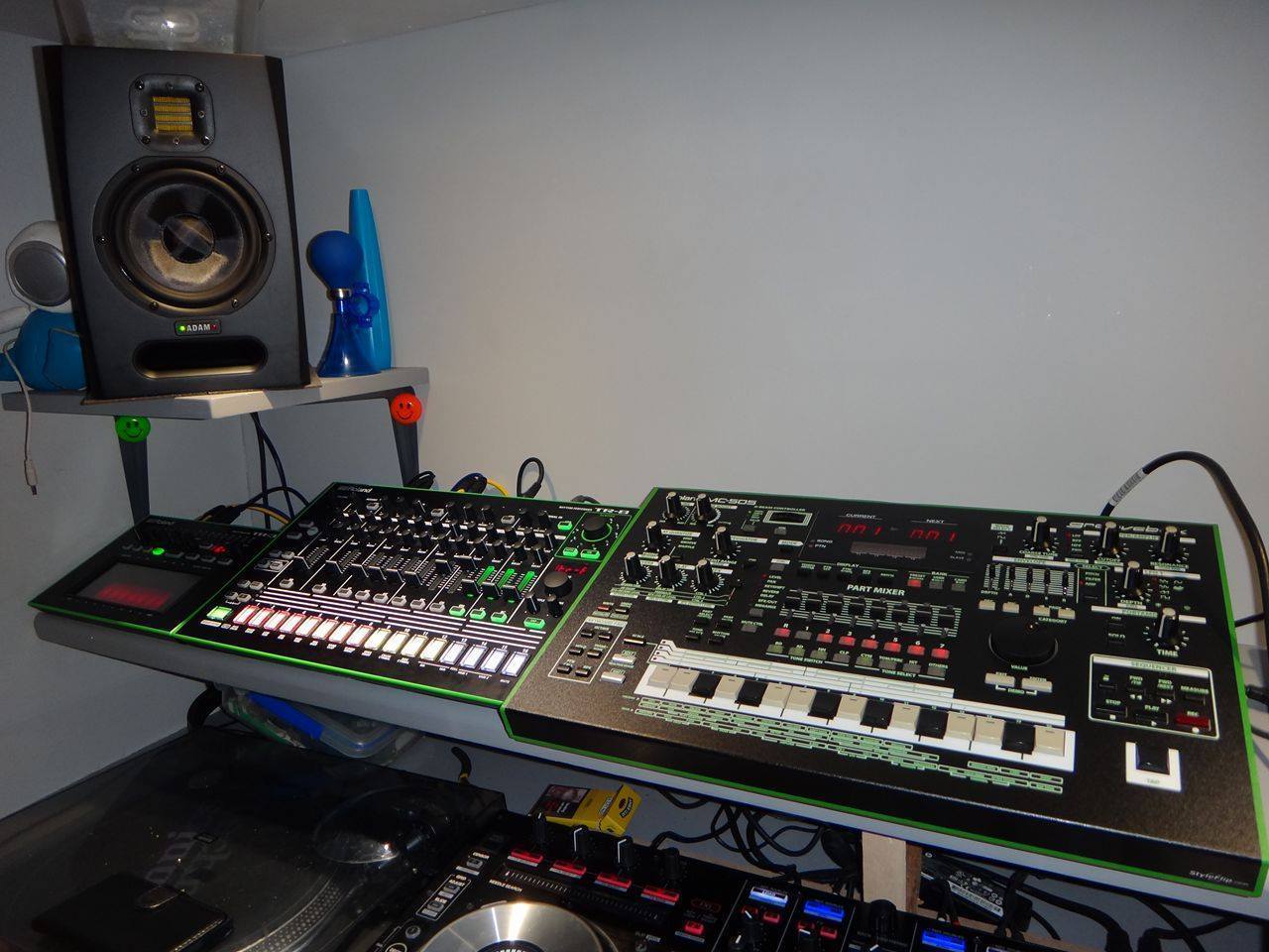 MATRIXSYNTH: Roland MC-505 Groovebox with Aira Skin For Sale