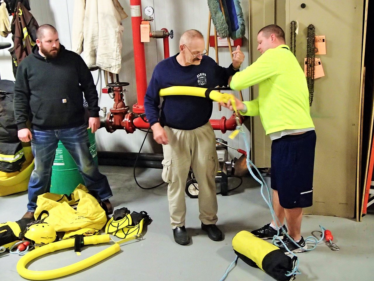 Slightly Off the Mark: Photos: Firefighter Ice and Water Rescue Training