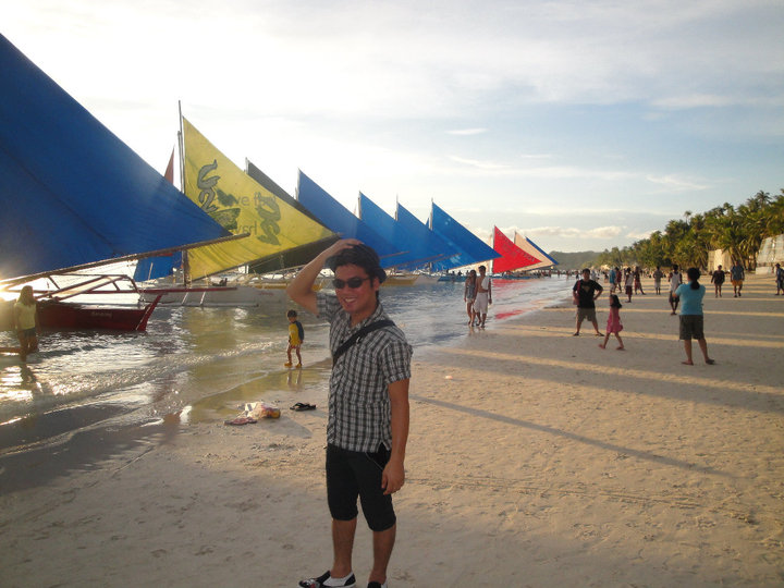 Rickz Laagan: Boracay - Summer Fun in the Sun