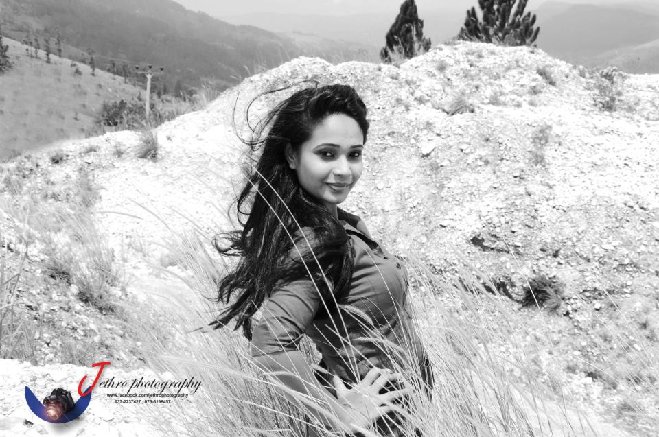 Shashini_Dilukshi New Picture Gallery - Lanka Space