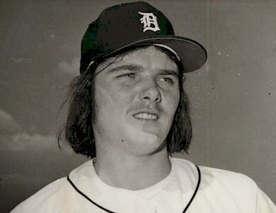 The Montgomery Baseball Blog: Tom Veryzer, Leo, Mystifying Biscuits