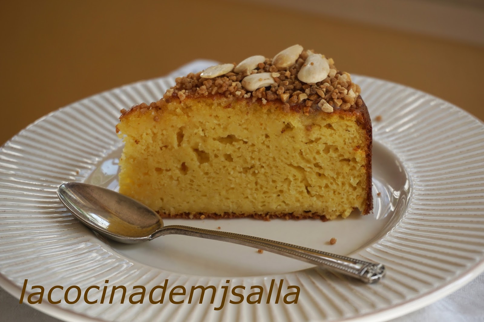 PASTEL DE ALMENDRAS Y NARANJA.