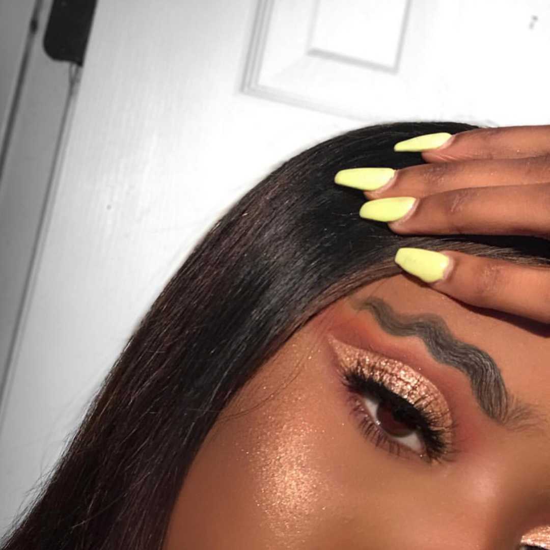 CONHEÇA A NOVA TENDÊNCIA : WAVY BROWS