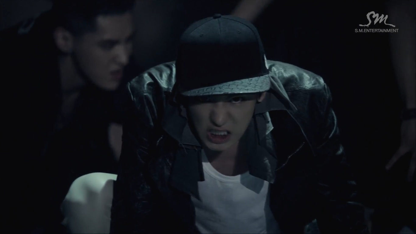 Star The World: Exo wolf teaser